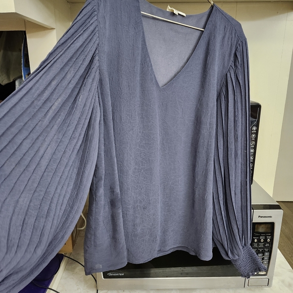 entro | Tops | Entro Deep Blue Pleated Sleeve Blouse | Poshmark